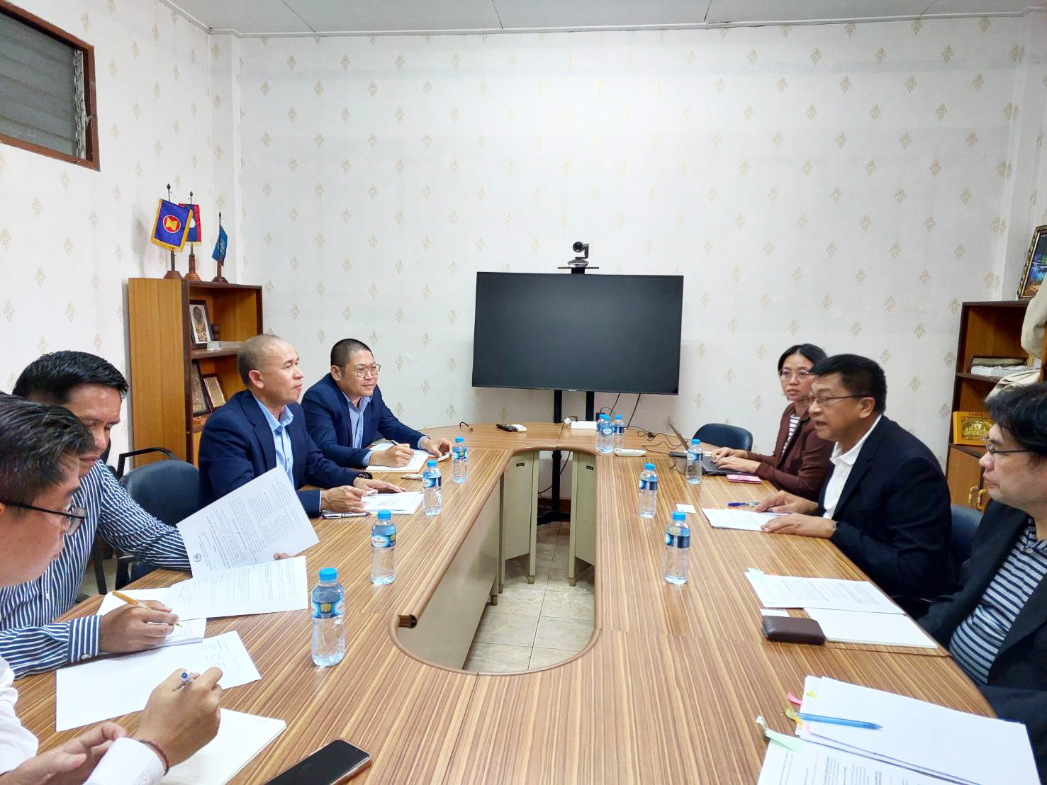 DEEPENING COOPERATION WITH THE LAO GOVERNMENT TO ENSURE EFFECTIVE TIER ...
